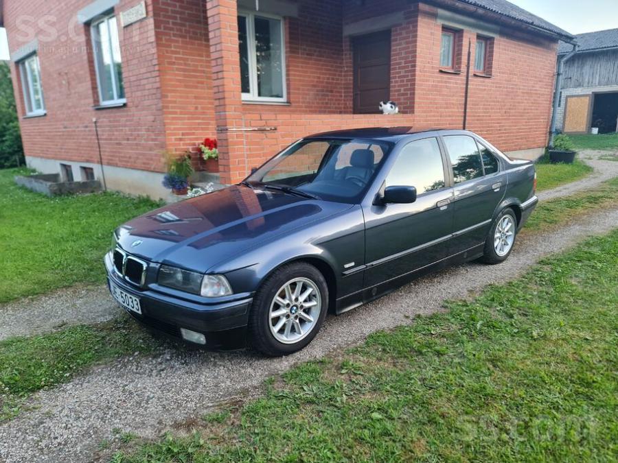 Pelēks BMW 316 1998 Rīga, ar dzinēja tilpumu 1.60 L un nobraukumu 312 tūkst. km par 4990 €, foto 4 vietnē AUTOMOTO.COM.LV