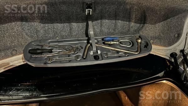 Grey BMW 316 1999 in Riga, with an engine capacity of 1.90 L and mileage of 386 thousand km for 2000 €, photo 8 on AUTOMOTO.COM.LV