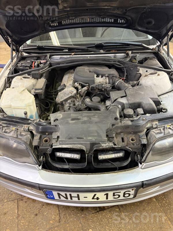 Grey BMW 316 1999 in Riga, with an engine capacity of 1.90 L and mileage of 299 thousand km for 1750 €, photo 9 on AUTOMOTO.COM.LV