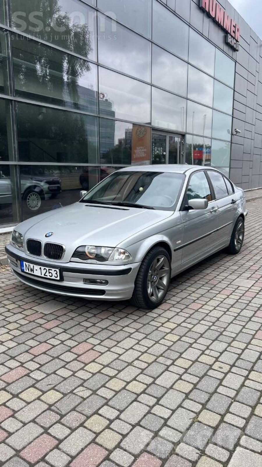Grey BMW 316 2000 in Riga, with an engine capacity of 1.60 L and mileage of 268 thousand km for 1500 €, photo 1 on AUTOMOTO.COM.LV