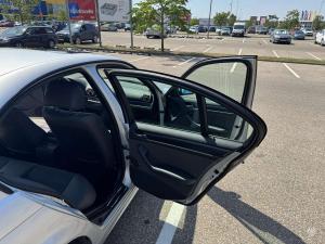 Pelēks BMW 316 2003 Viļņa, ar dzinēja tilpumu 1.80 L un nobraukumu 126 tūkst. km par 2900 €, foto 24 vietnē AUTOMOTO.COM.LV