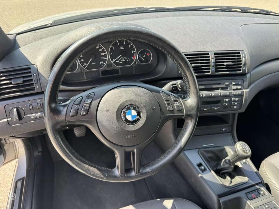 Pelēks BMW 316 2003 Viļņa, ar dzinēja tilpumu 1.80 L un nobraukumu 126 tūkst. km par 2900 €, foto 29 vietnē AUTOMOTO.COM.LV