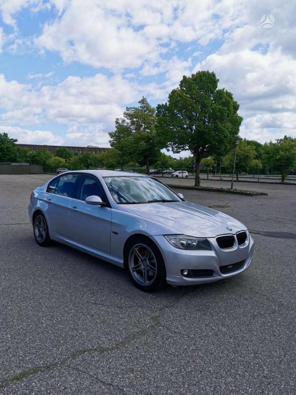 Grey BMW 316 2009 in Vilnius, with an engine capacity of 1.60 L and mileage of 212 thousand km for 4300 €, photo 3 on AUTOMOTO.COM.LV