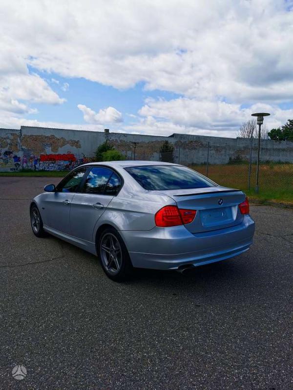 Grey BMW 316 2009 in Vilnius, with an engine capacity of 1.60 L and mileage of 212 thousand km for 4300 €, photo 5 on AUTOMOTO.COM.LV