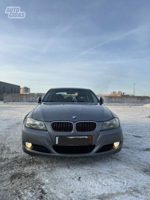 Grey BMW 316 2010 in Mazeikiai, with an engine capacity of 1.60 L and mileage of 287 thousand km for 6000 €, photo 3 on AUTOMOTO.COM.LV