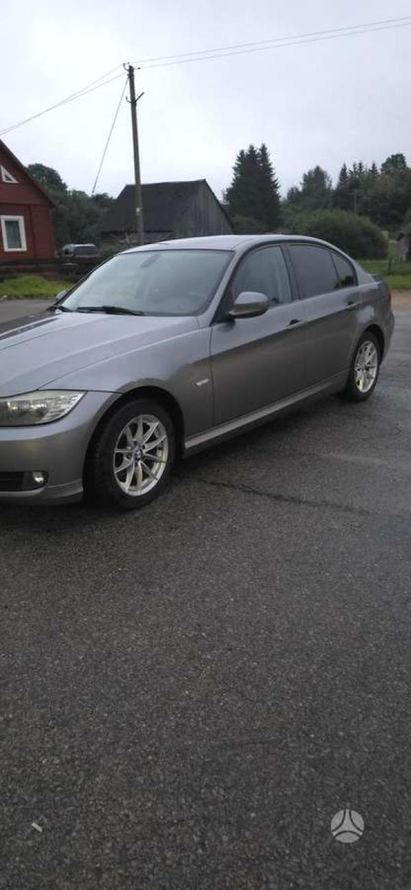 Pelēks BMW 316 2010 Tauragė, ar dzinēja tilpumu 2.00 L un nobraukumu 261 tūkst. km par 2900 €, foto 3 vietnē AUTOMOTO.COM.LV