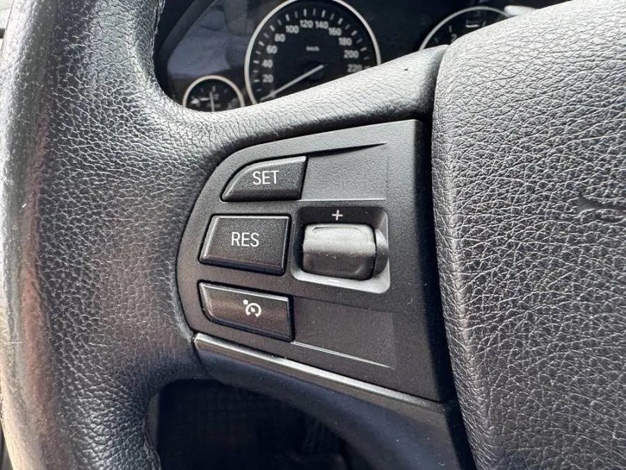 Grey BMW 316 2012 in Riga, with an engine capacity of 2.00 L and mileage of 340 thousand km for 8500 €, photo 18 on AUTOMOTO.COM.LV