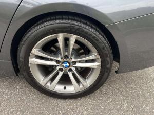 Grey BMW 316 2012 in Vilnius, with an engine capacity of 2.00 L and mileage of 275 thousand km for 6950 €, photo 11 on AUTOMOTO.COM.LV