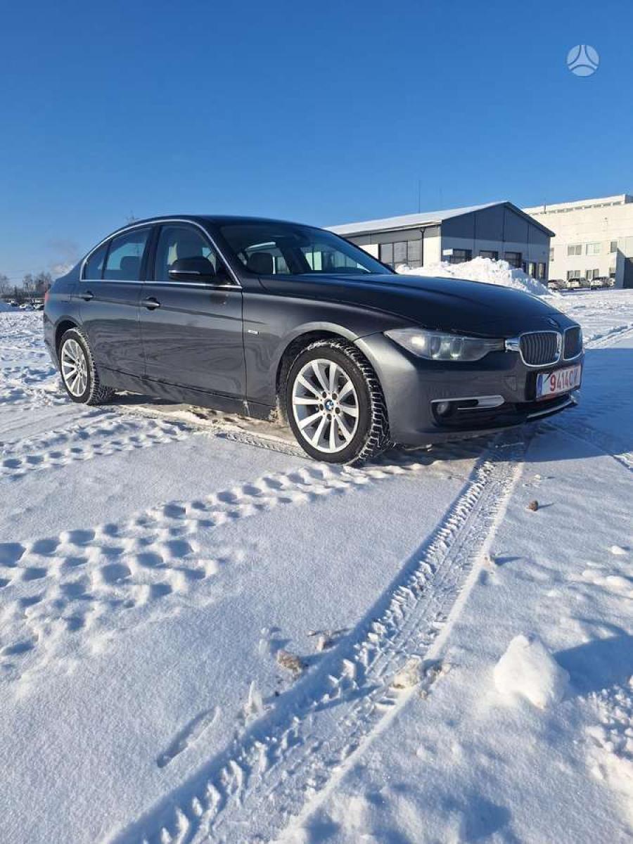 Grey BMW 316 2013 in Panevezys, with an engine capacity of 2.00 L and mileage of 196 thousand km for 8750 €, photo 4 on AUTOMOTO.COM.LV