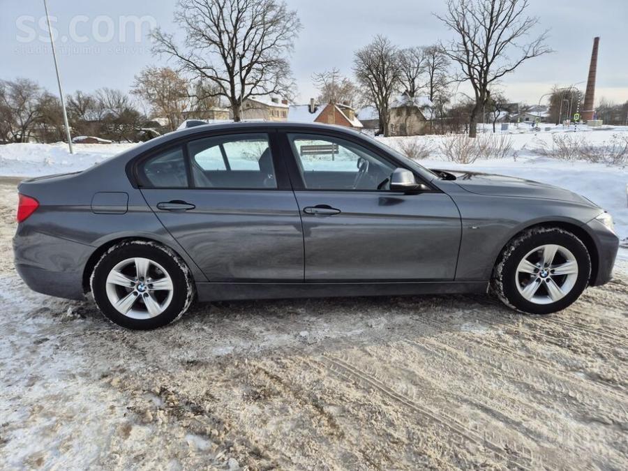 Pelēks BMW 316 2013 Saldus, ar dzinēja tilpumu 1.60 L un nobraukumu 286 tūkst. km par 8900 €, foto 6 vietnē AUTOMOTO.COM.LV