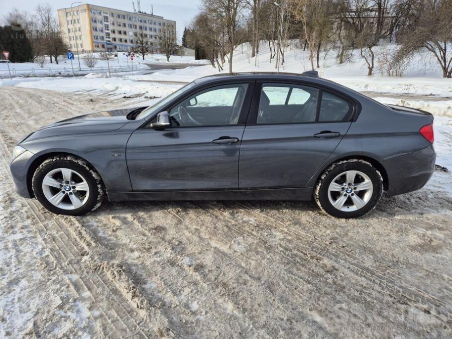Grey BMW 316 2013 in Saldus, with an engine capacity of 1.60 L and mileage of 286 thousand km for 8250 €, photo 3 on AUTOMOTO.COM.LV