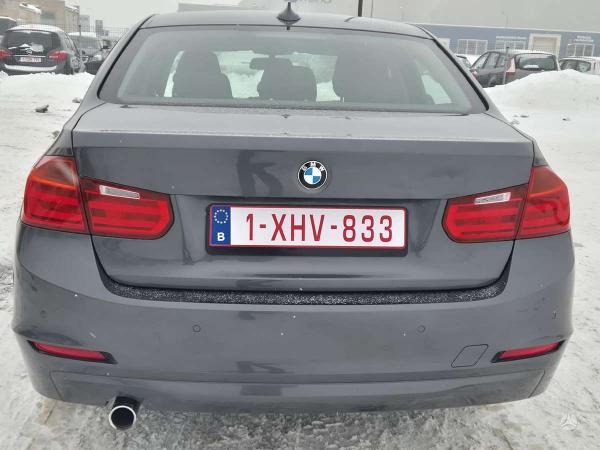 Pelēks BMW 316 2014 Šauļi, ar dzinēja tilpumu 2.00 L un nobraukumu 255 tūkst. km par 6900 €, foto 3 vietnē AUTOMOTO.COM.LV