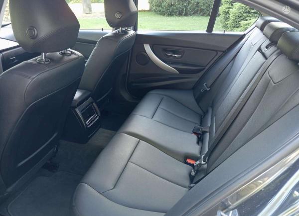 Grey BMW 316 2015 in Panevezys, with an engine capacity of 2.00 L and mileage of 181 thousand km for 8200 €, photo 10 on AUTOMOTO.COM.LV