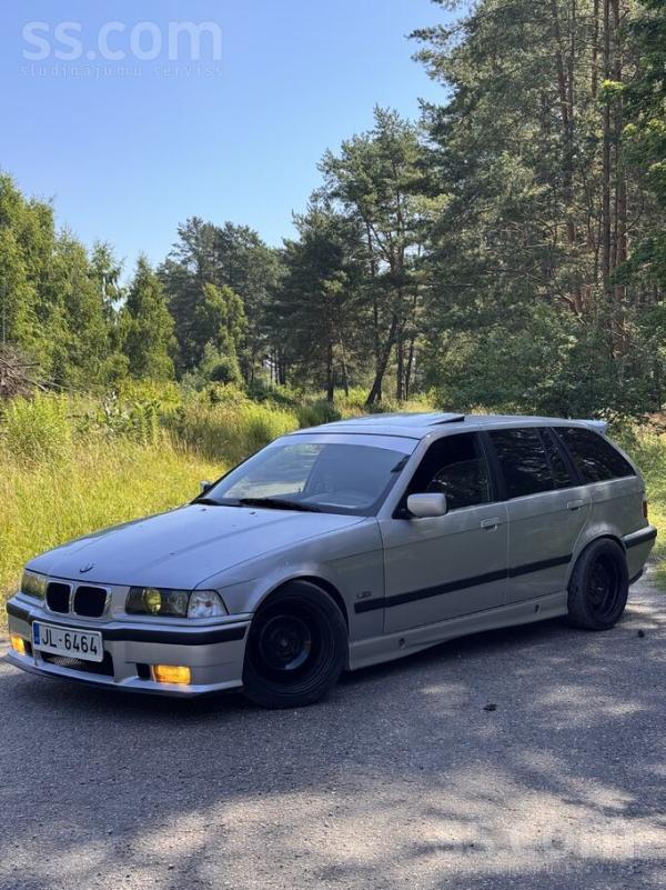 Grey BMW 316 1999 in Riga, with an engine capacity of 2.50 L and mileage of 281 thousand km for 3690 €, photo 2 on AUTOMOTO.COM.LV