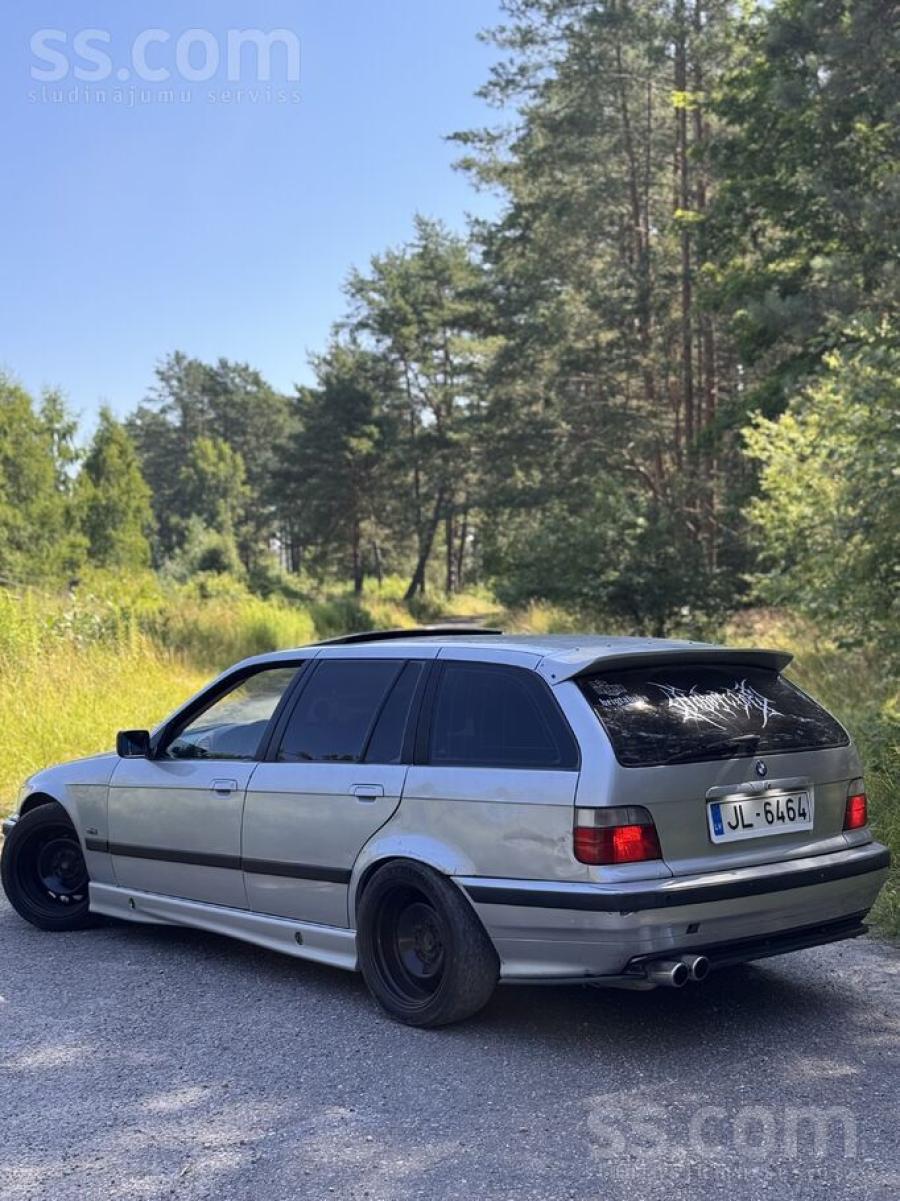 Pelēks BMW 316 1999 Rīga, ar dzinēja tilpumu 2.50 L un nobraukumu 281 tūkst. km par 3690 €, foto 4 vietnē AUTOMOTO.COM.LV