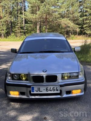 Pelēks BMW 316 1999 Rīga, ar dzinēja tilpumu 2.50 L un nobraukumu 281 tūkst. km par 3690 €, foto 7 vietnē AUTOMOTO.COM.LV