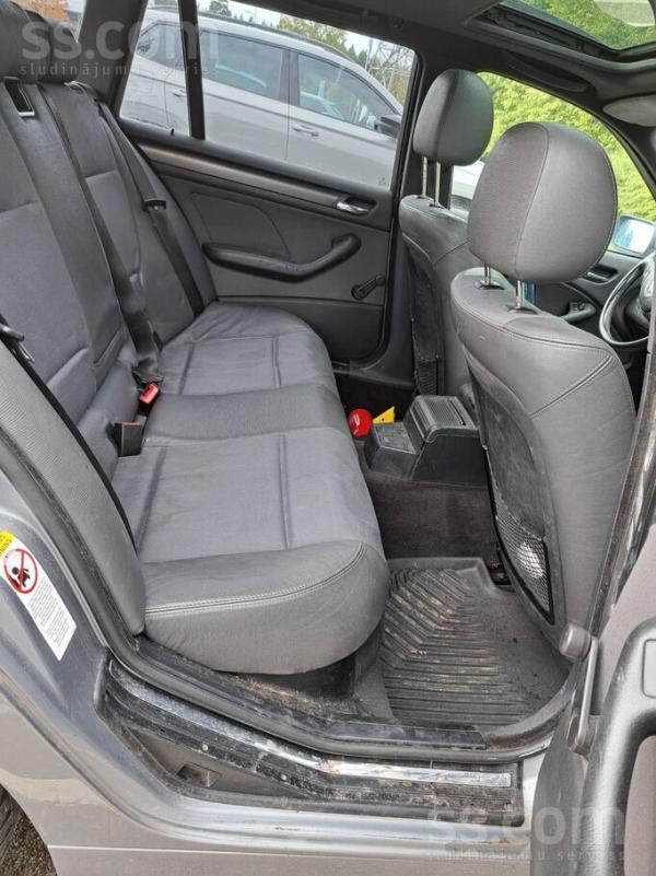Pelēks BMW 316 2003 Rīga, ar dzinēja tilpumu 1.80 L un nobraukumu 298 tūkst. km par 1750 €, foto 9 vietnē AUTOMOTO.COM.LV