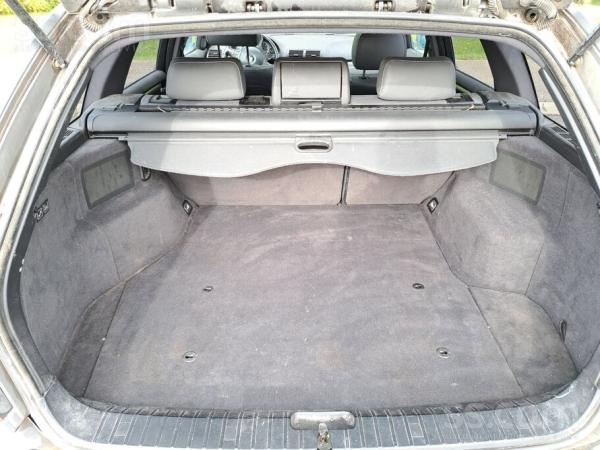 Pelēks BMW 316 2003 Rīga, ar dzinēja tilpumu 1.80 L un nobraukumu 298 tūkst. km par 1750 €, foto 10 vietnē AUTOMOTO.COM.LV