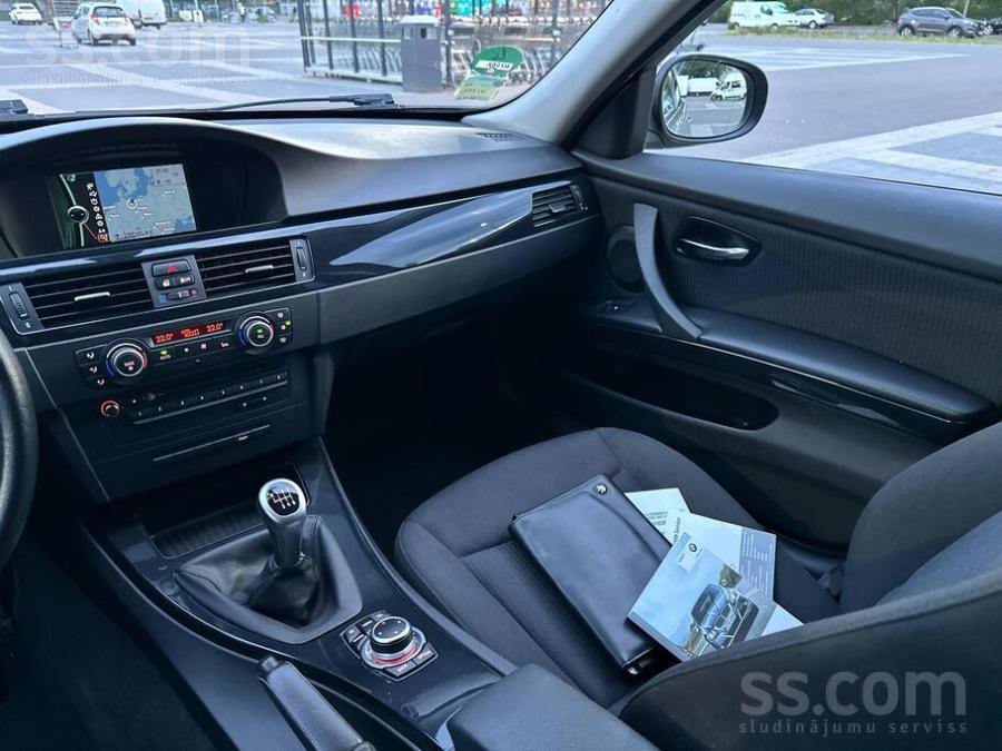 Pelēks BMW 316 2011 Rīga, ar dzinēja tilpumu 2.00 L un nobraukumu 167 tūkst. km par 7900 €, foto 14 vietnē AUTOMOTO.COM.LV
