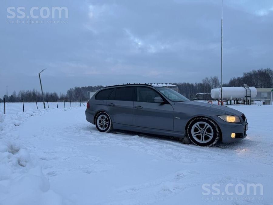 Pelēks BMW 316 2012 Rīga, ar dzinēja tilpumu 2.00 L un nobraukumu 270 tūkst. km par 4300 €, foto 3 vietnē AUTOMOTO.COM.LV