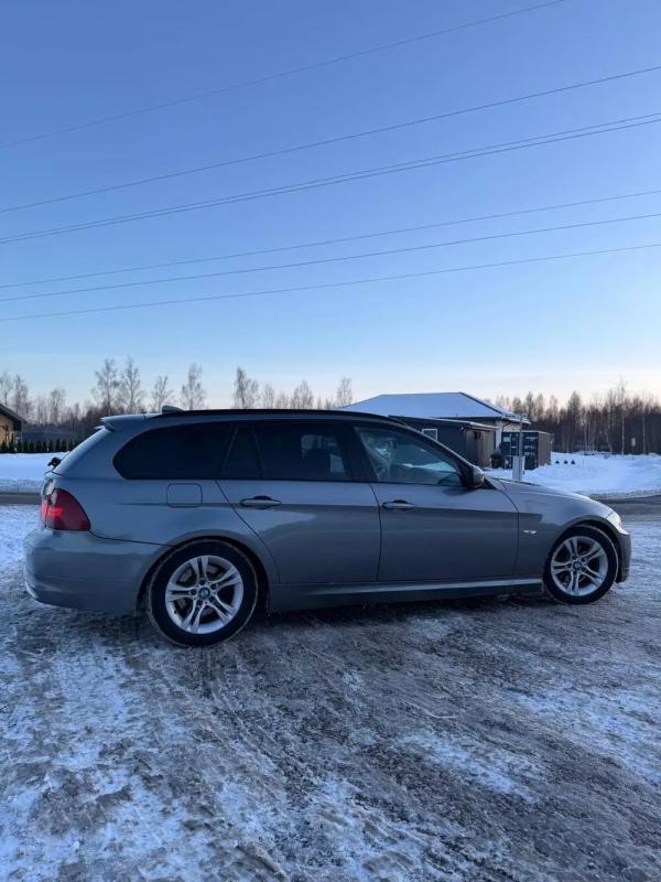Grey BMW 316 2012 in Riga, with an engine capacity of 2.00 L and mileage of 270 thousand km for 3700 €, photo 4 on AUTOMOTO.COM.LV