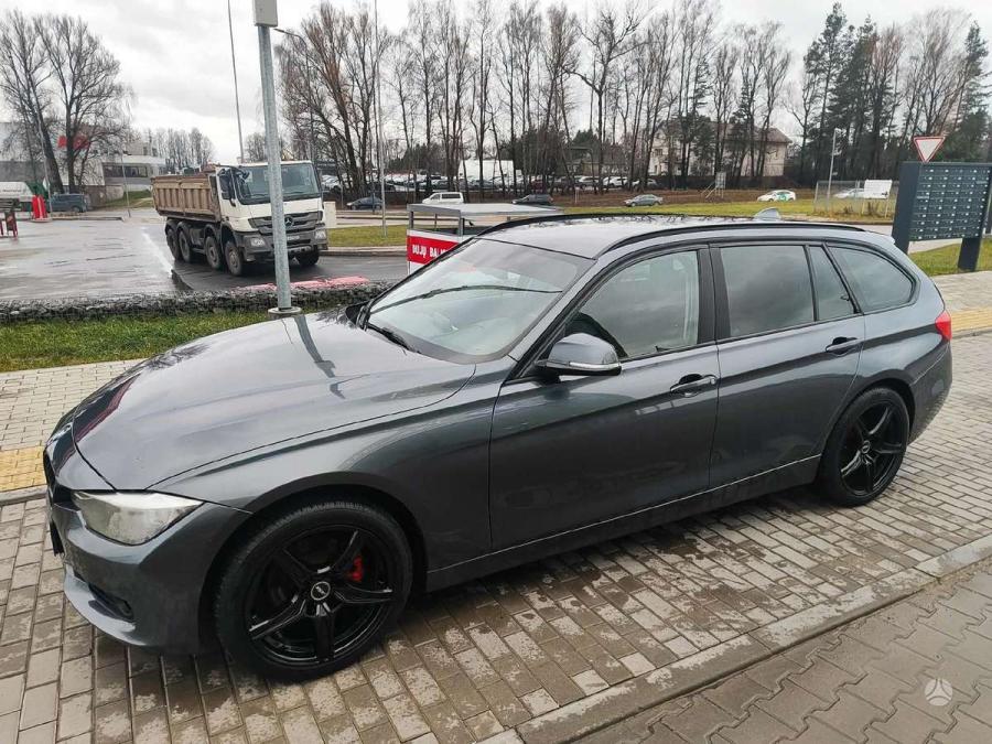 Pelēks BMW 316 2013 Molėtai, ar dzinēja tilpumu 2.00 L un nobraukumu 340 tūkst. km par 5250 €, foto 1 vietnē AUTOMOTO.COM.LV
