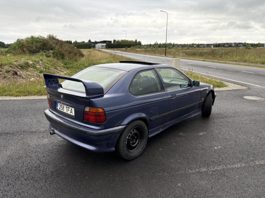 BMW 316 1994 Tallina, ar dzinēja tilpumu 1.60 L un nobraukumu 279 tūkst. km par 1500 €, foto 1 vietnē AUTOMOTO.COM.LV