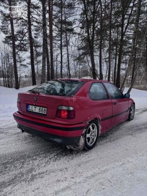 BMW 316 1995 Ignalina, ar dzinēja tilpumu 1.60 L un nobraukumu 197 tūkst. km par 850 €, foto 4 vietnē AUTOMOTO.COM.LV