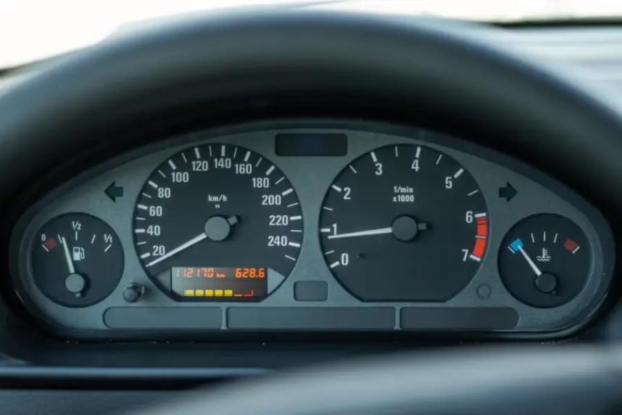 BMW 316 1995 Liepāja, ar dzinēja tilpumu 1.60 L un nobraukumu 112 tūkst. km par 1950 €, foto 13 vietnē AUTOMOTO.COM.LV