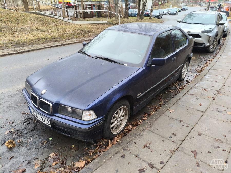 BMW 316 1997 Viļņa, ar dzinēja tilpumu 1.60 L un nobraukumu 200 tūkst. km par 750 €, foto 3 vietnē AUTOMOTO.COM.LV
