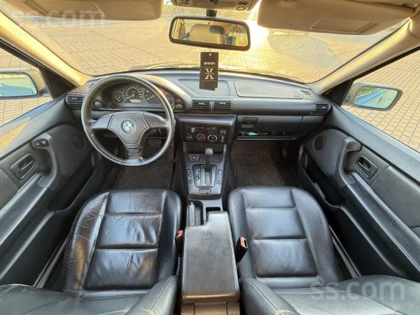 BMW 316 1999 in Riga, with an engine capacity of 1.90 L and mileage of 313 thousand km for 1400 €, photo 5 on AUTOMOTO.COM.LV