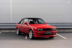 Sarkans BMW 316 1989 Tallina, ar dzinēja tilpumu 1.60 L un nobraukumu 221 tūkst. km par 15900 €, foto 4 vietnē AUTOMOTO.COM.LV