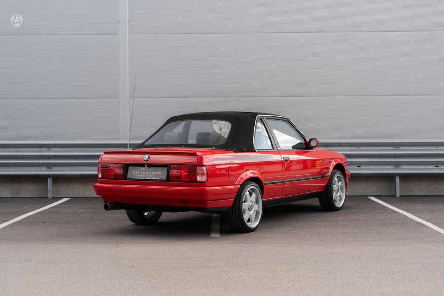 Sarkans BMW 316 1989 Tallina, ar dzinēja tilpumu 1.60 L un nobraukumu 221 tūkst. km par 15900 €, foto 6 vietnē AUTOMOTO.COM.LV