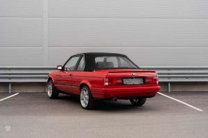 Sarkans BMW 316 1989 Tallina, ar dzinēja tilpumu 1.60 L un nobraukumu 221 tūkst. km par 15900 €, foto 8 vietnē AUTOMOTO.COM.LV