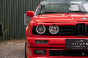 Sarkans BMW 316 1989 Tallina, ar dzinēja tilpumu 1.60 L un nobraukumu 221 tūkst. km par 15900 €, foto 34 vietnē AUTOMOTO.COM.LV