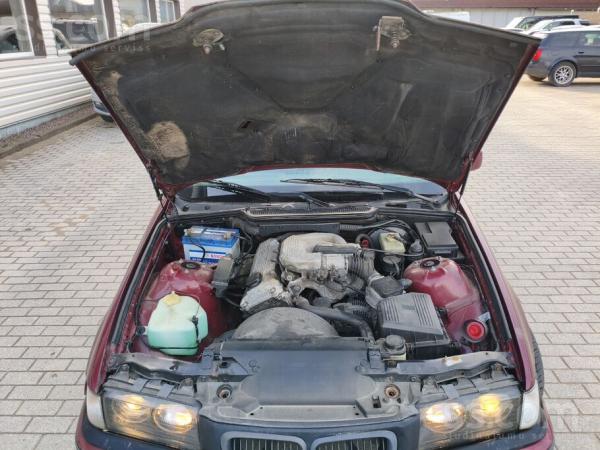 Sarkans BMW 316 1997 Preiļi, ar dzinēja tilpumu 1.60 L un nobraukumu 355 tūkst. km par 990 €, foto 5 vietnē AUTOMOTO.COM.LV