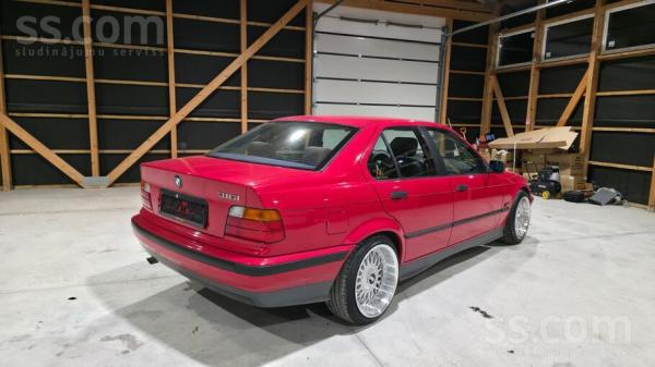 Sarkans BMW 316 1996 Rīga, ar dzinēja tilpumu 1.60 L un nobraukumu 123 tūkst. km par 6250 €, foto 4 vietnē AUTOMOTO.COM.LV