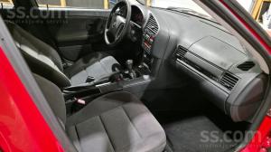 Red BMW 316 1996 in Riga, with an engine capacity of 1.60 L and mileage of 123 thousand km for 6250 €, photo 7 on AUTOMOTO.COM.LV