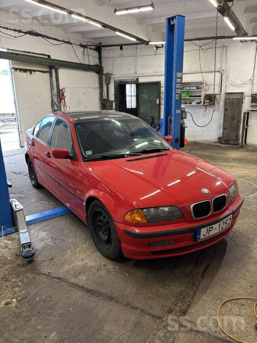 Sarkans BMW 316 1999 Rīga, ar dzinēja tilpumu 1.60 L un nobraukumu 300 tūkst. km par 1000 €, foto 2 vietnē AUTOMOTO.COM.LV