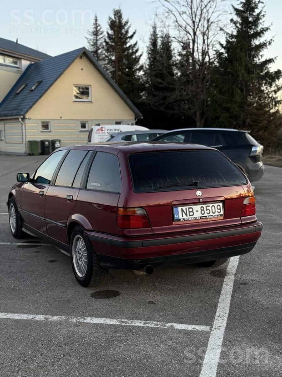 Sarkans BMW 316 1997 Kuldīga, ar dzinēja tilpumu 1.60 L un nobraukumu 174 tūkst. km par 1850 €, foto 5 vietnē AUTOMOTO.COM.LV