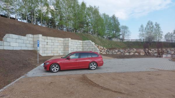 Red BMW 316 2013 in Birzai, with an engine capacity of 2.00 L and mileage of 290 thousand km for 6500 €, photo 4 on AUTOMOTO.COM.LV