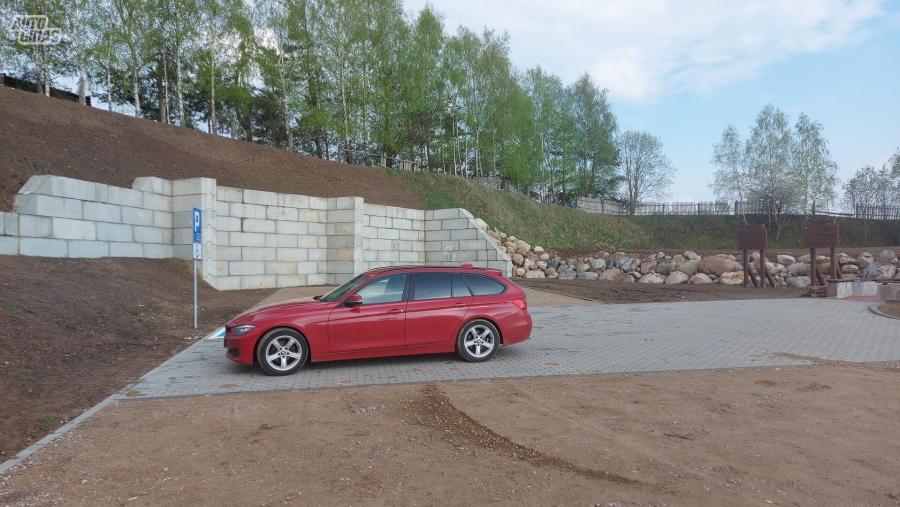 Sarkans BMW 316 2013 Biržai, ar dzinēja tilpumu 2.00 L un nobraukumu 290 tūkst. km par 6500 €, foto 5 vietnē AUTOMOTO.COM.LV