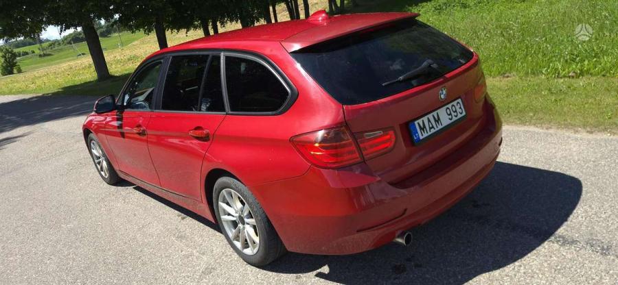 Red BMW 316 2015 in Svencionys, with an engine capacity of 2.00 L and mileage of 240 thousand km for 7900 €, photo 4 on AUTOMOTO.COM.LV