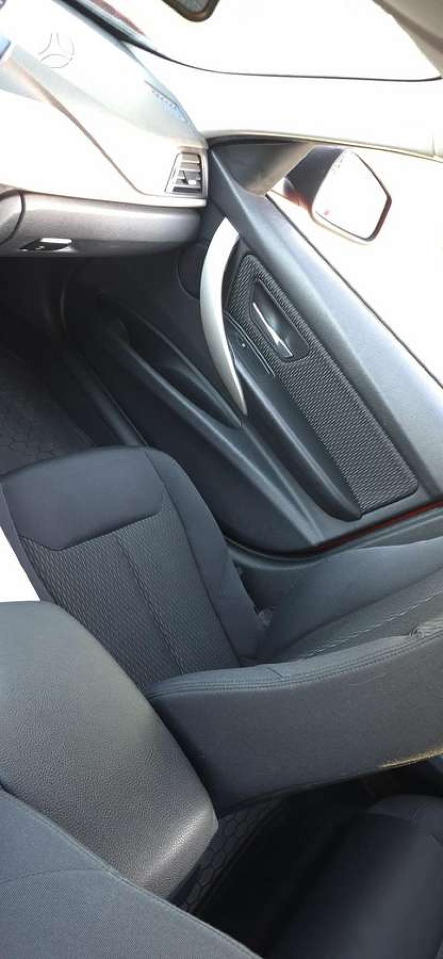 Red BMW 316 2015 in Svencionys, with an engine capacity of 2.00 L and mileage of 240 thousand km for 7900 €, photo 20 on AUTOMOTO.COM.LV