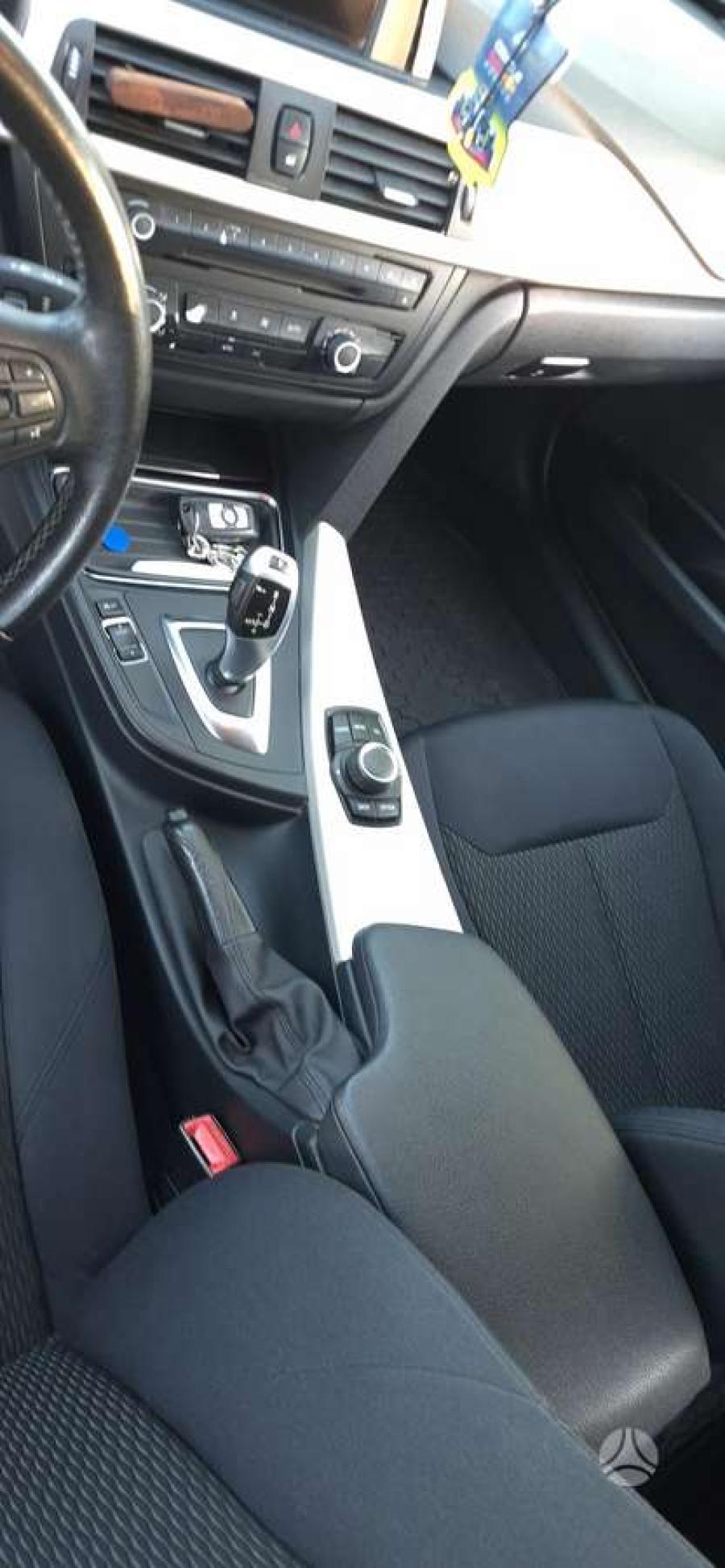 Red BMW 316 2015 in Svencionys, with an engine capacity of 2.00 L and mileage of 240 thousand km for 7900 €, photo 21 on AUTOMOTO.COM.LV