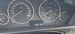 Red BMW 316 2015 in Svencionys, with an engine capacity of 2.00 L and mileage of 240 thousand km for 7900 €, photo 22 on AUTOMOTO.COM.LV