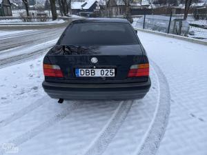 BMW 316 1995 Ukmergė, ar dzinēja tilpumu 1.60 L un nobraukumu 290 tūkst. km par 1450 €, foto 4 vietnē AUTOMOTO.COM.LV
