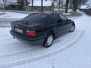 BMW 316 1995 Ukmergė, ar dzinēja tilpumu 1.60 L un nobraukumu 290 tūkst. km par 1450 €, foto 5 vietnē AUTOMOTO.COM.LV