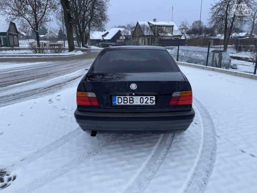 BMW 316 1995 Ukmergė, ar dzinēja tilpumu 1.60 L un nobraukumu 290 tūkst. km par 1450 €, foto 10 vietnē AUTOMOTO.COM.LV