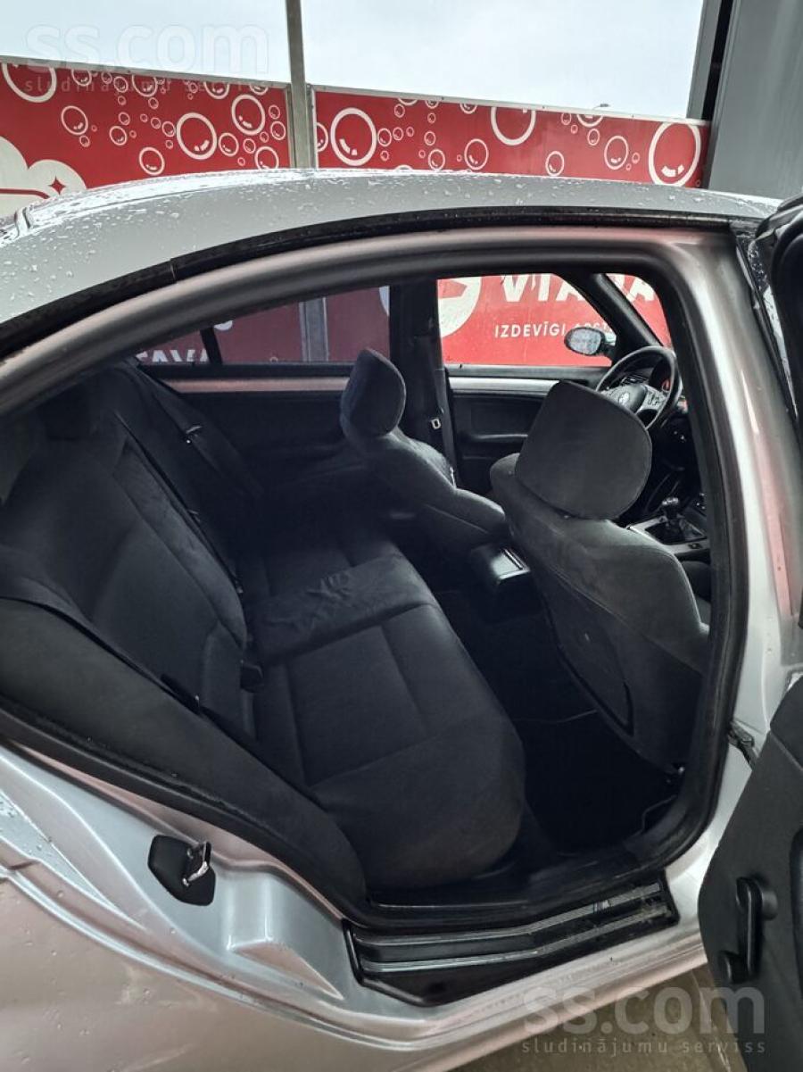 BMW 316 2003 Jēkabpils, ar dzinēja tilpumu 1.80 L un nobraukumu 306 tūkst. km par 1550 €, foto 11 vietnē AUTOMOTO.COM.LV